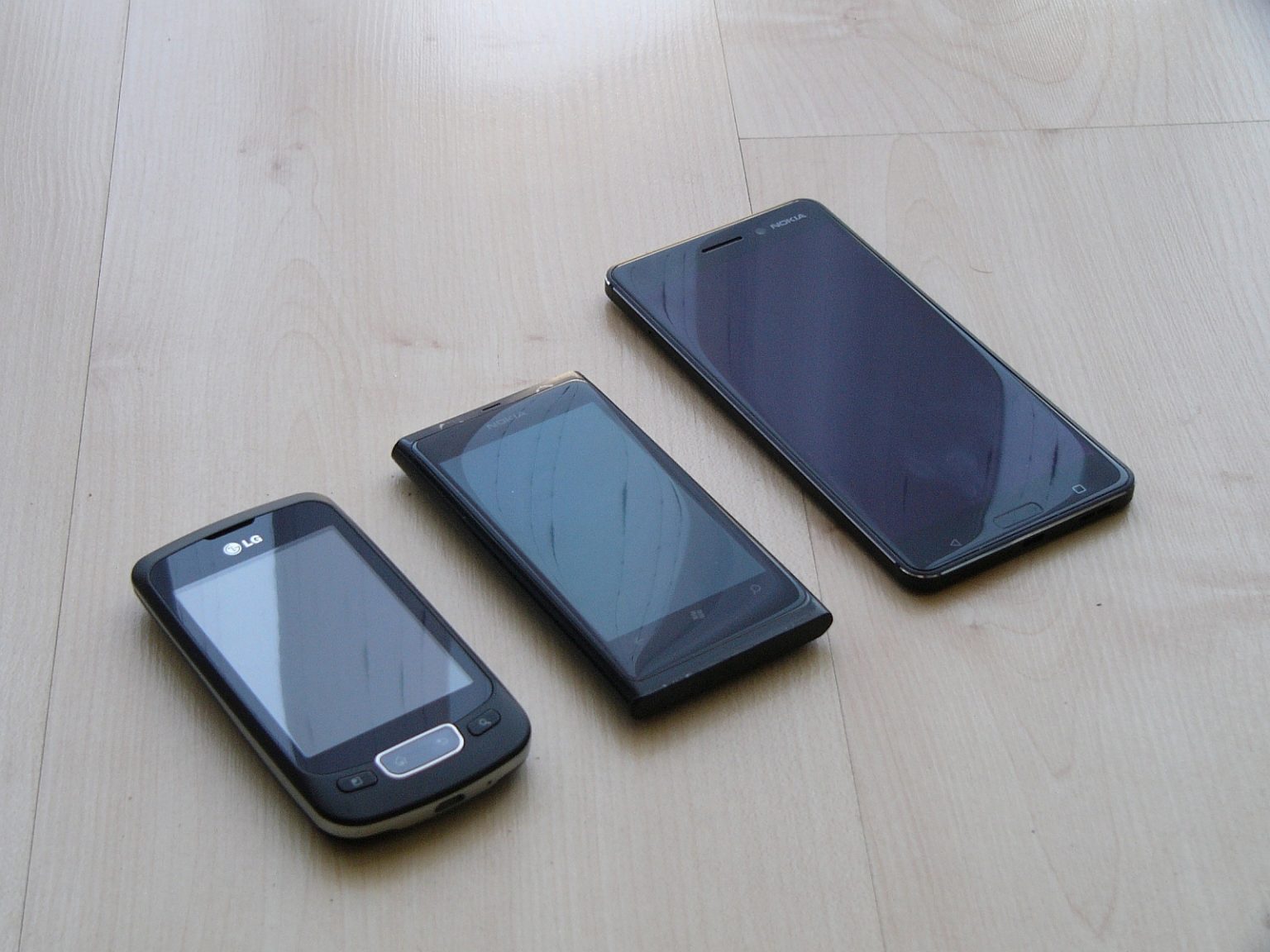 Az okostelefonok 5-6 év után válnak használhatatlanná, de a csere ettől ...