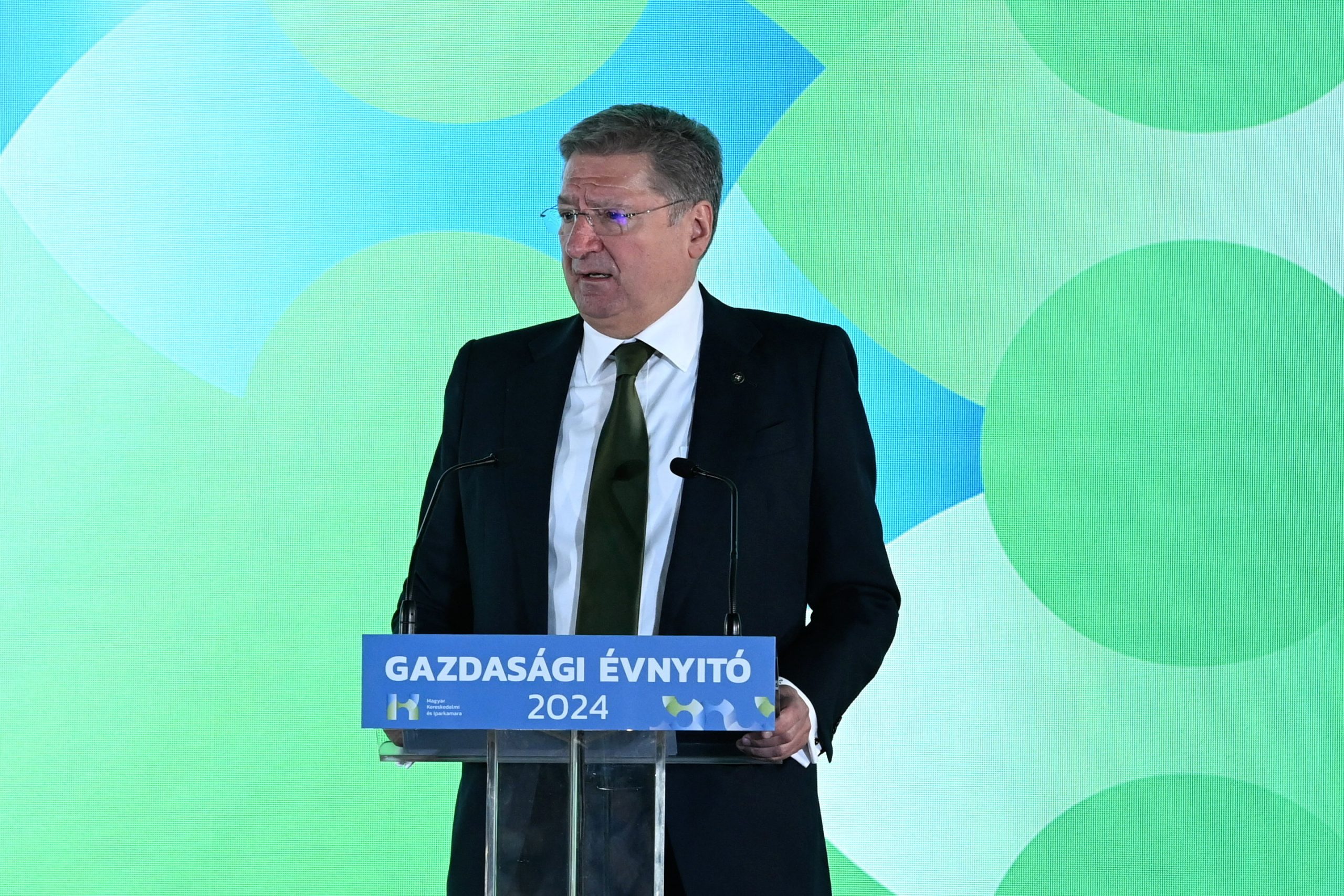 Kamarai elnök: a külföldi munkavállalók a növekedés eszközei | Tudás.hu